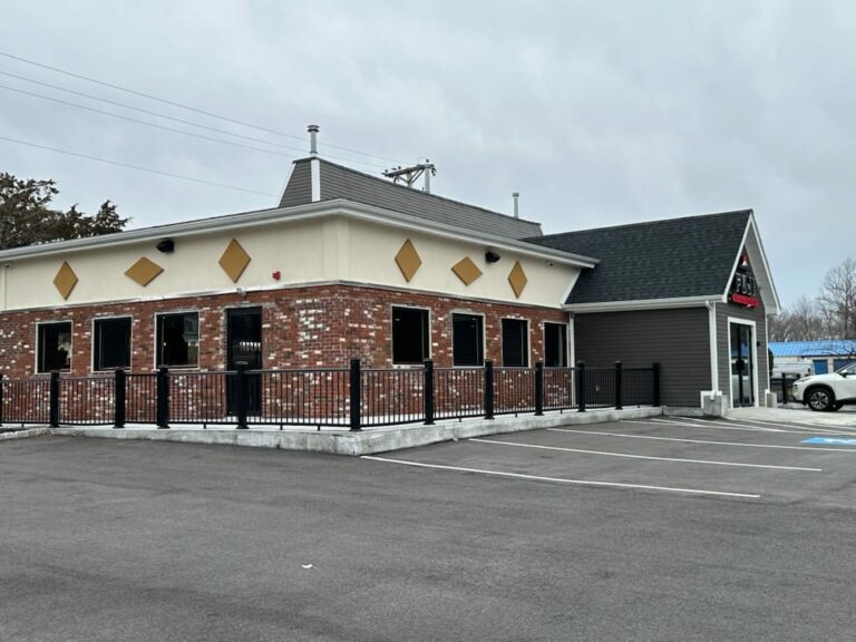 fujiwoonsocket.com - Best Sushi in Woonsocket RI. - Full Bar, Kitchen ...